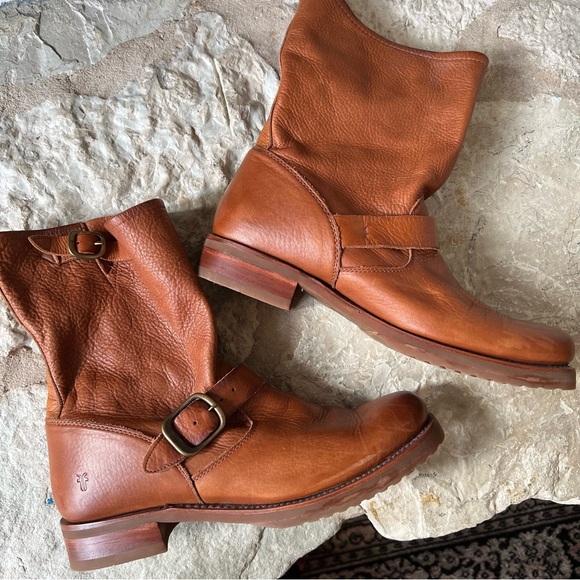 Frye | Shoes | Frye Veronica Shortie Belted Combat Moto Leather Boots ...
